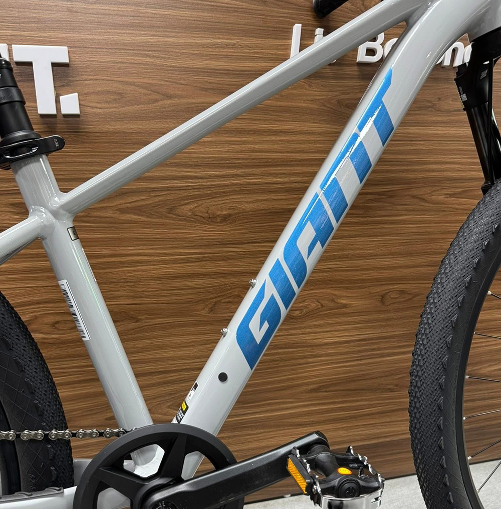 Mua bán Xe đạp địa hình thể thao Giant ATX 860 27.5 2026 giá rẻ, chính hãng